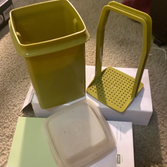 Tupperware | Kitchen | Vintage Tupperware Pickle Keeper Complete 3 Pc ...